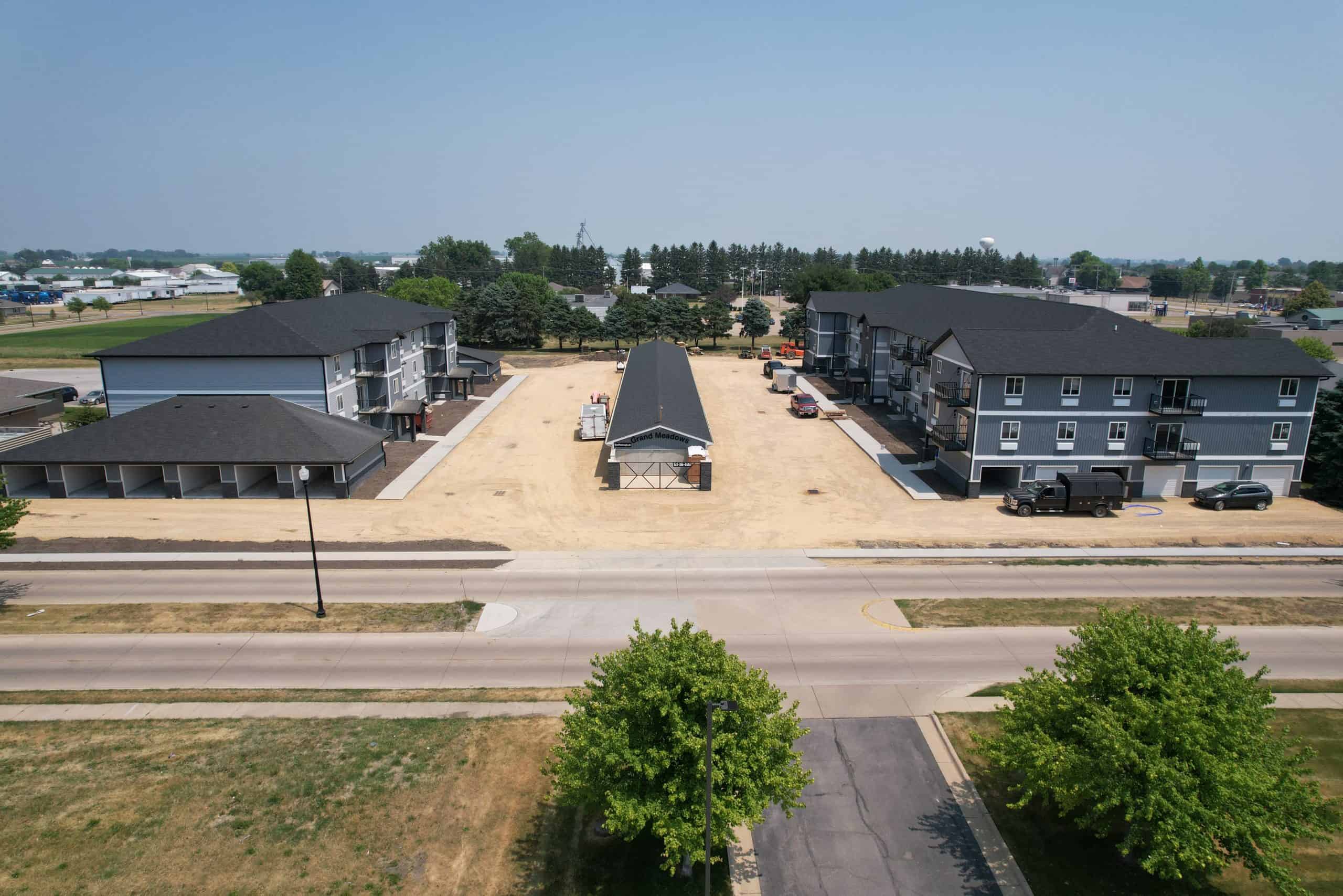 Photo Gallery - Grand Meadows Apartments