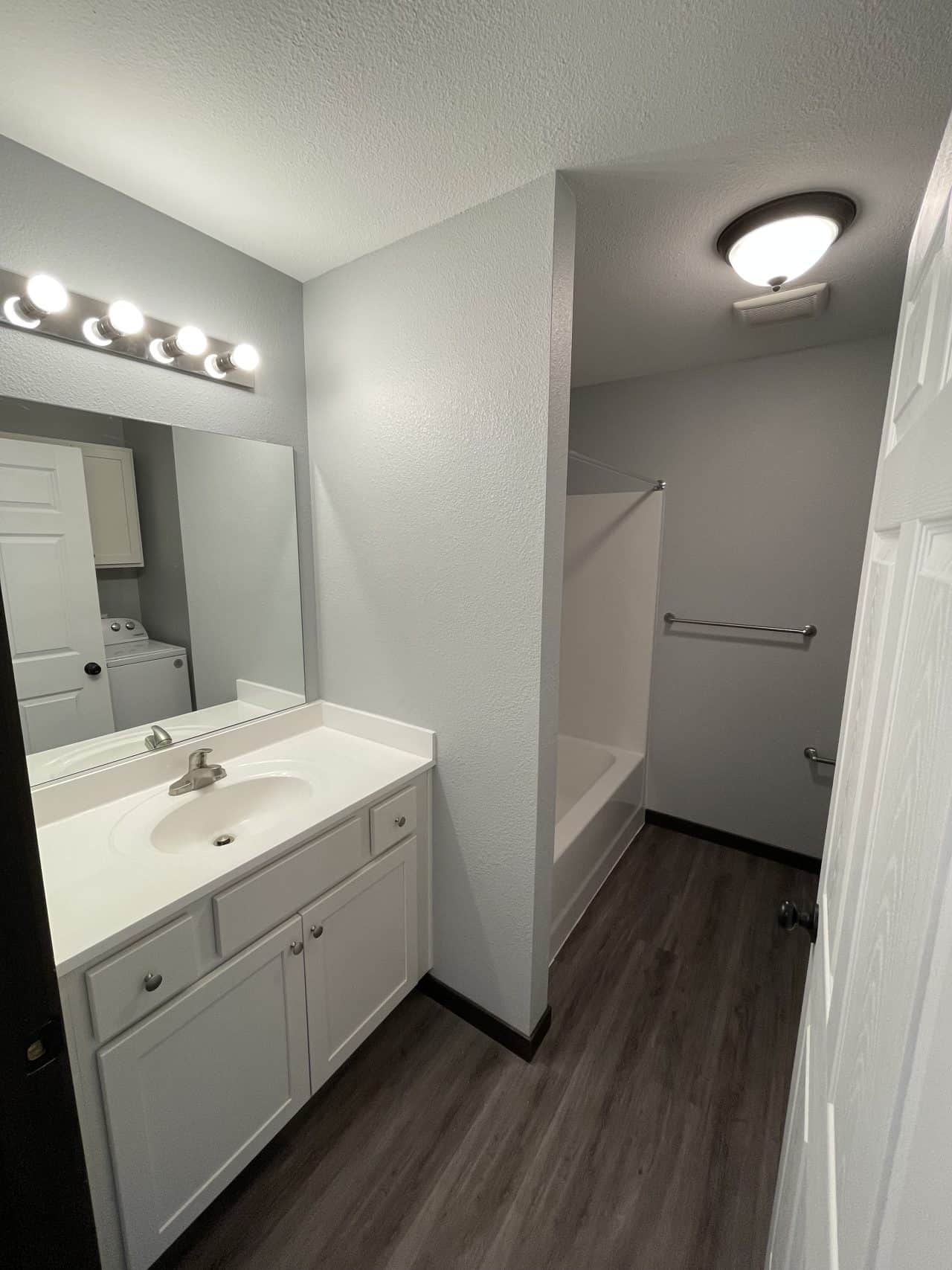 Photo Gallery - Grand Meadows Apartments